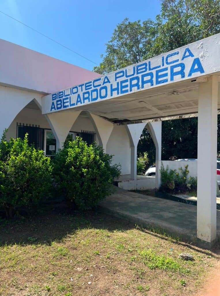 Public Libraries In Cocle Receive Visits From MiCULTURA