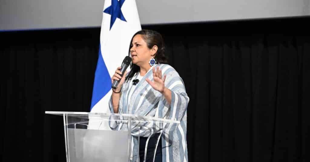 Lleno completo: “Hijo de Tigre y Mula” hace estreno histórico - Impacto ...